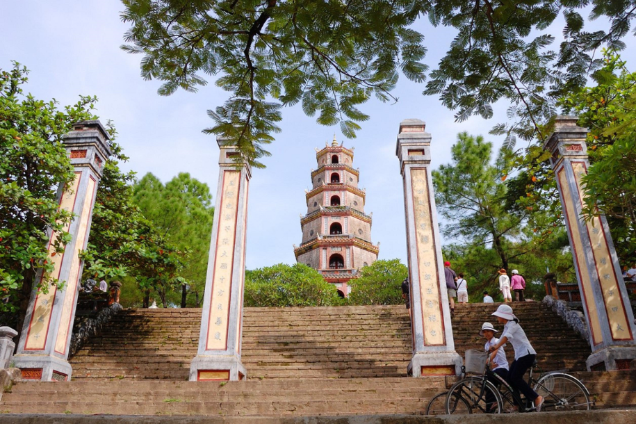 Thien Mu Pagoda: Guide to Hue’s Most Famous Buddhist Temple – Central ...